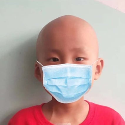 Brave battle of Chinese cancer boy, 8, who has overcome 4 surgeries and ...