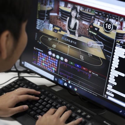 Philippines to deport 40,000 Chinese workers in crackdown on online ...