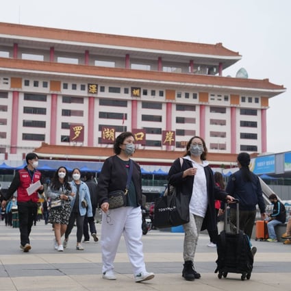 Quotas scrapped, no more tests: 190,000 cross Hong Kong-mainland China ...