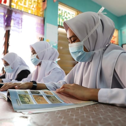 Coronavirus: Malaysia may reintroduce mask mandate at schools due to ...