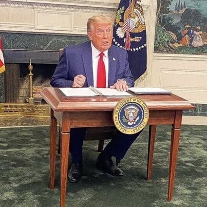 Donald Trump mocked for giving Thanksgiving speech from tiny desk ...