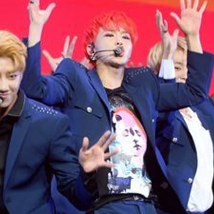 Hoshi of K-pop band Seventeen dislocates his shoulder on stage during ...